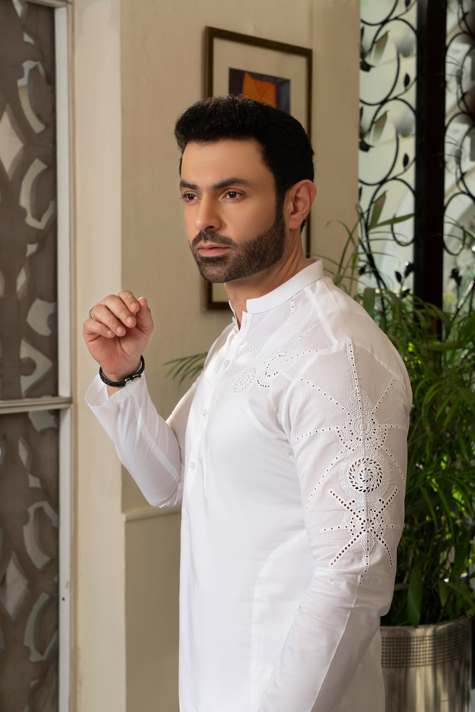 AKS REFLECT THROUGH US